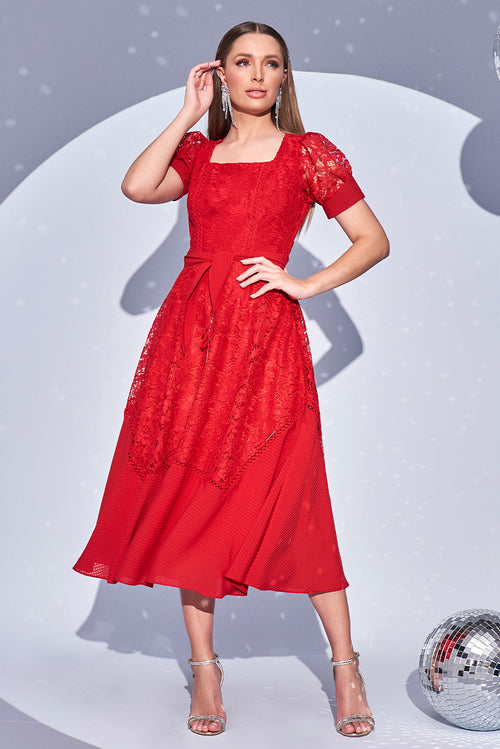 Romantic Feminine Elegant Dresses | Demure by Laura