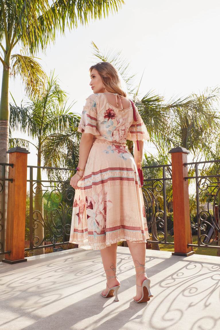 Elegant Romantic Modern Fashion - Spring & Summer Collection | Demure ...