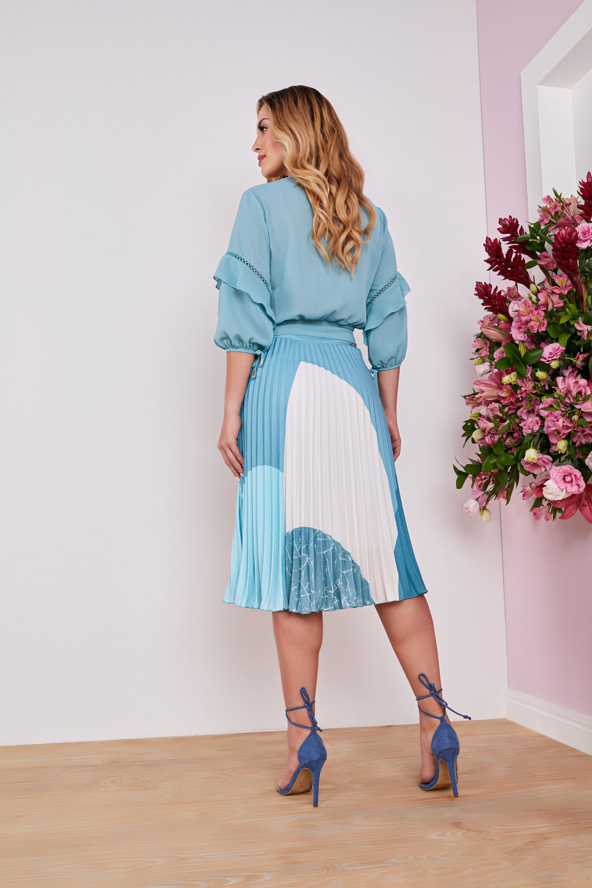 Romantic Style for the Modern Woman - One-of-a-kind Fashion – Demure by ...