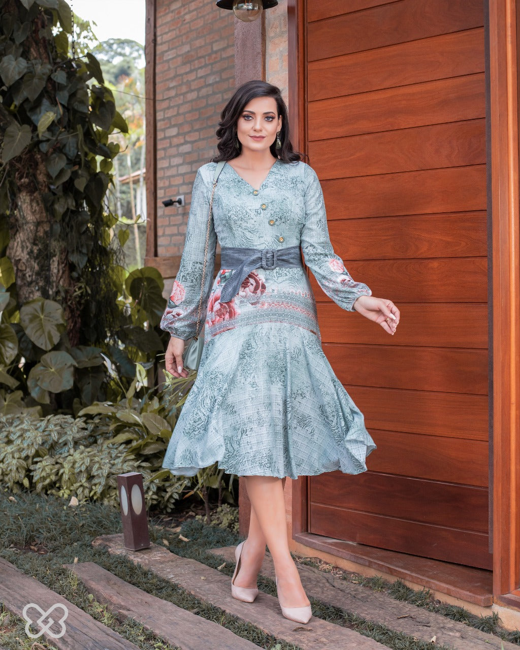 Romantic Style for the Modern Woman - One-of-a-kind Fashion | Demure by ...