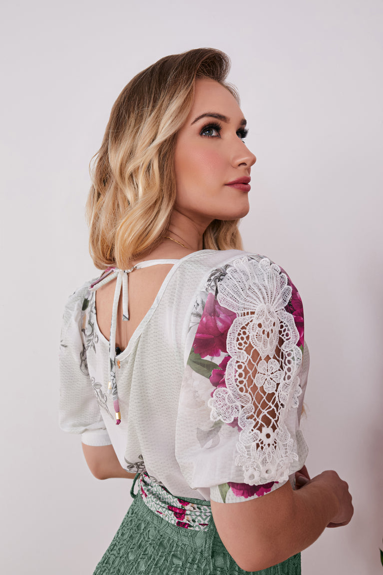 Products | Demure by Laura