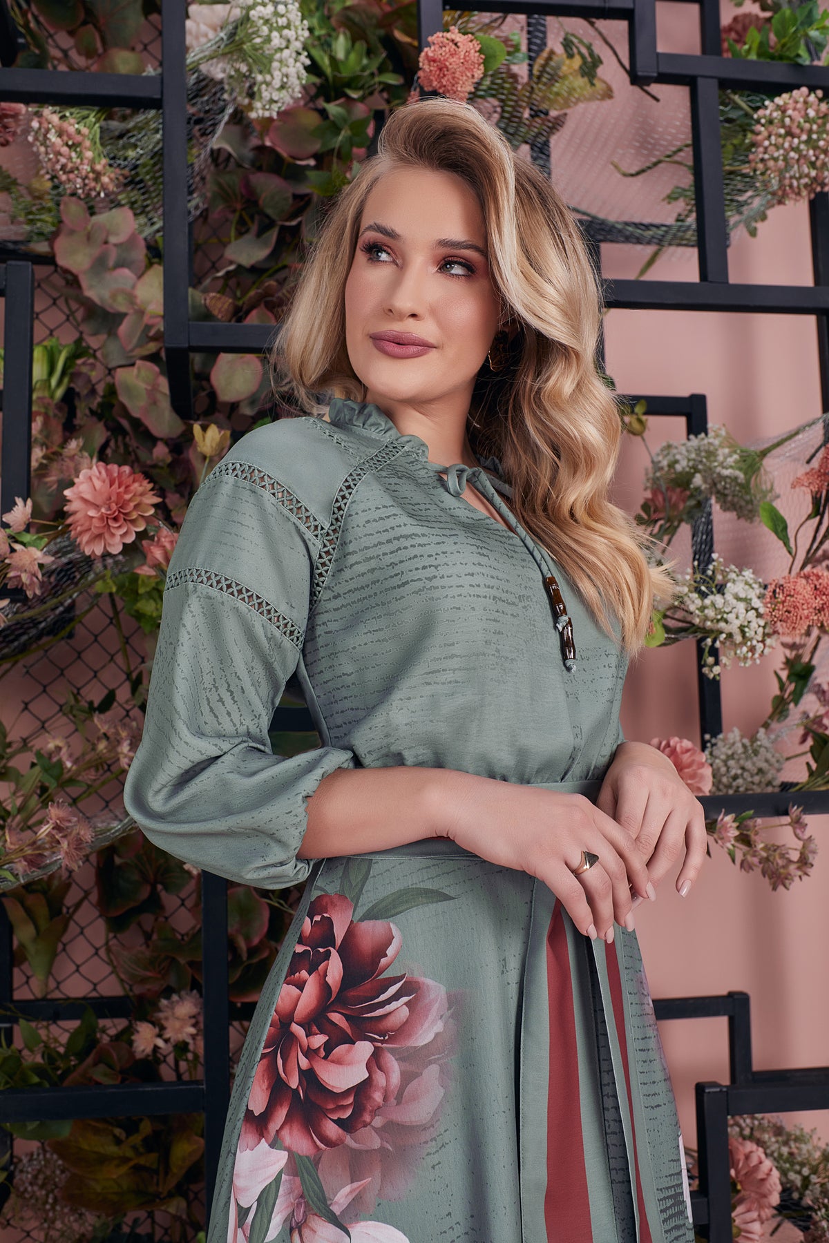 Romantic Style for the Modern Woman - Unique Fashion - Sustainable ...